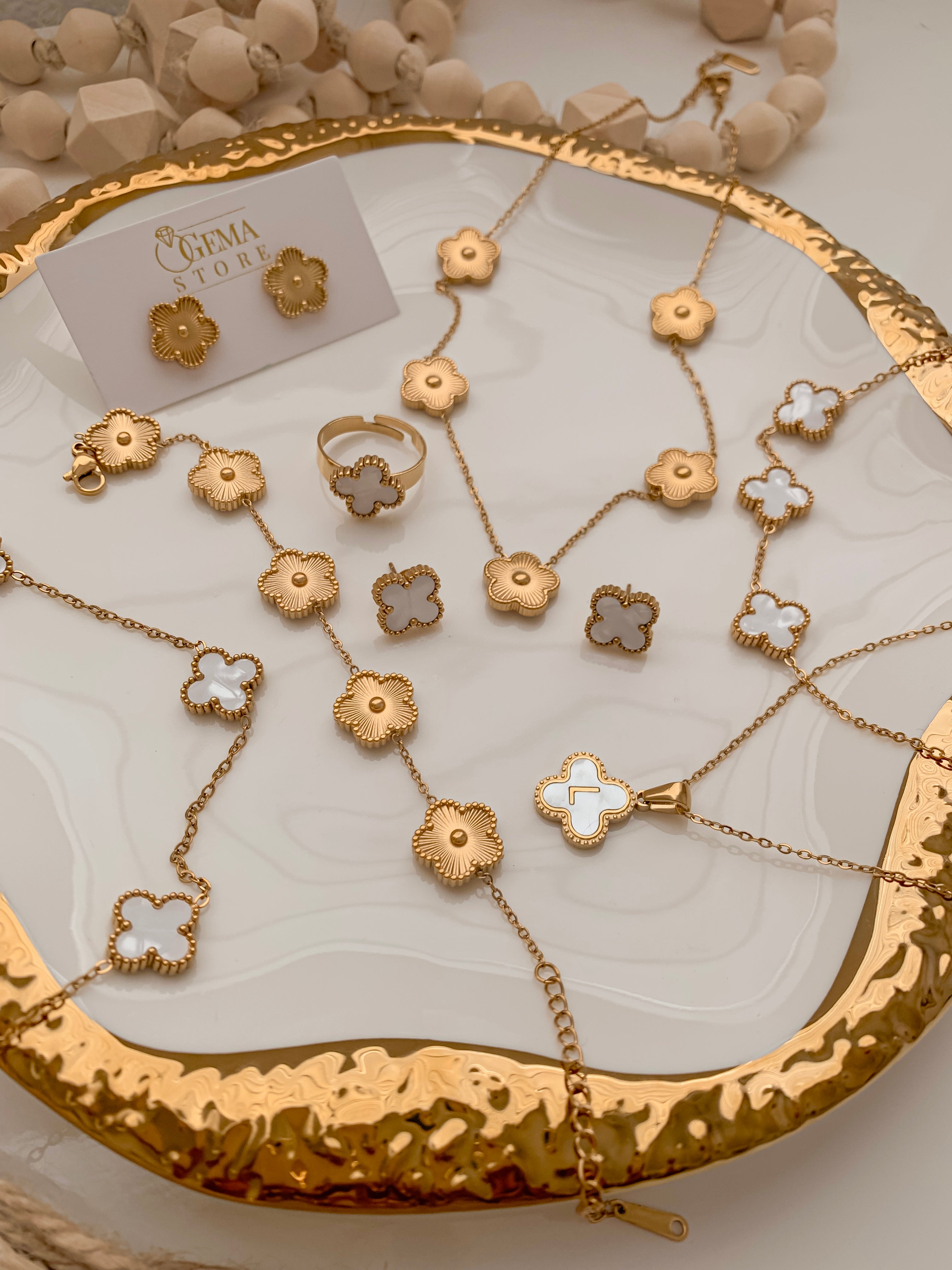 CLOVER CO. – Gema Styles